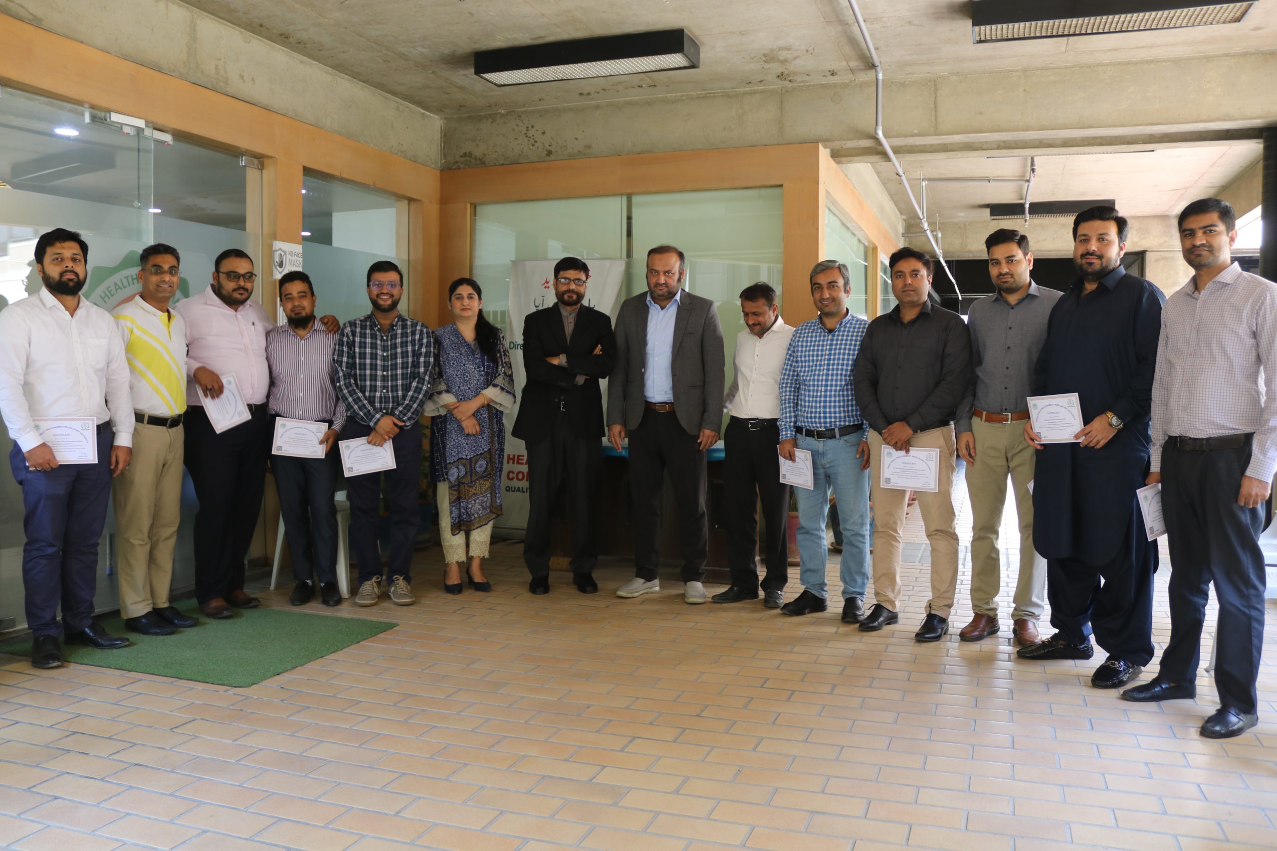 SPPRA Training Certificate Distribution - Sindh HealthCare Commission ...